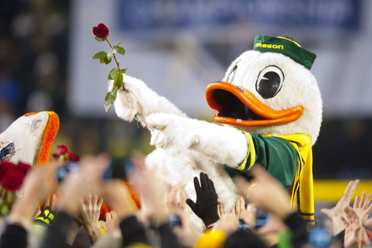 UniApplyNow signs with University of Oregon