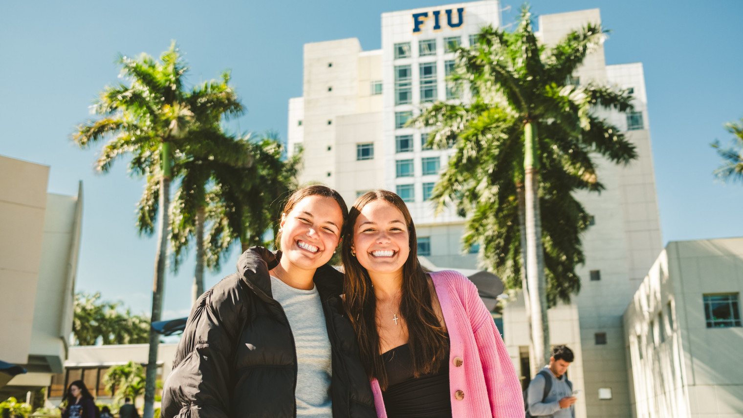 6 Reasons International Students Choose FIU - Blog | UniApplyNow